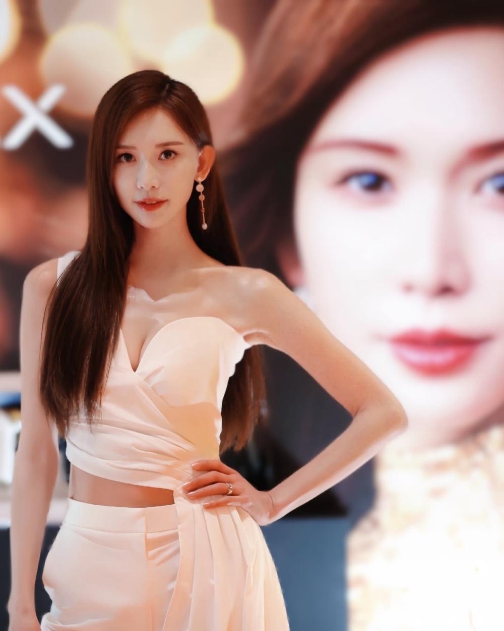 林志玲在日帶孩子參加成發！ AKIRA感嘆「怕兒子步自己後塵」│TVBS新聞網