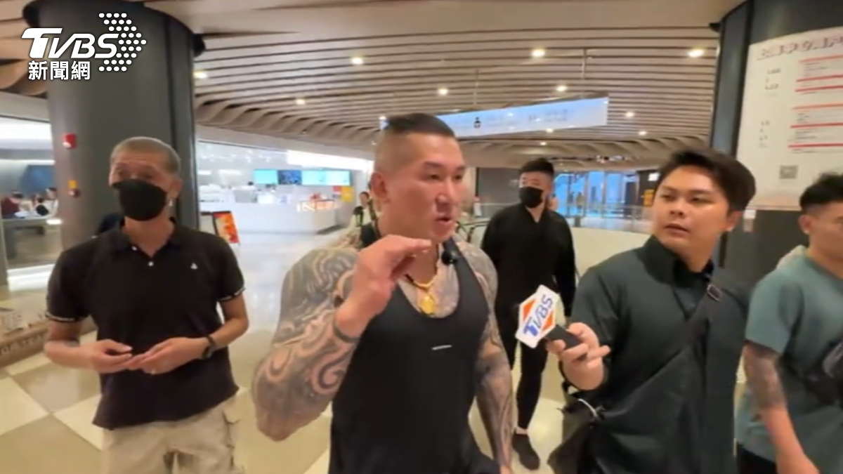 台網紅夯！主打「館長同款」電商賣貨蹭熱度│TVBS新聞網