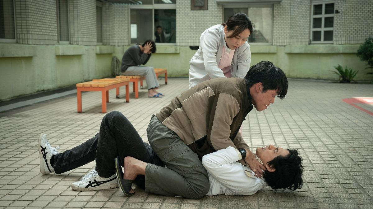 周渝民上演Y2K戀愛回憶 《與惡 II》6細節掀時代的眼淚│TVBS新聞網