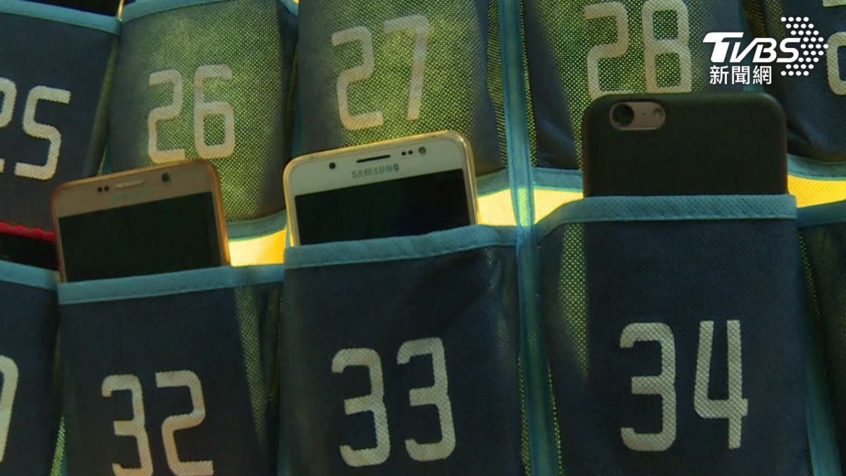 愛沙尼亞送AI帳號給學生 台灣教育卻陷「禁手機」爭議│TVBS新聞網