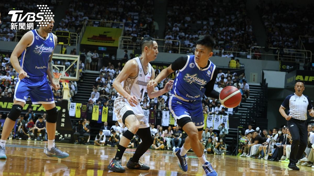 TPBL冠軍賽／林書豪21分8籃板惜犯滿！海神大逆轉國王 1比1追平│TVBS新聞網