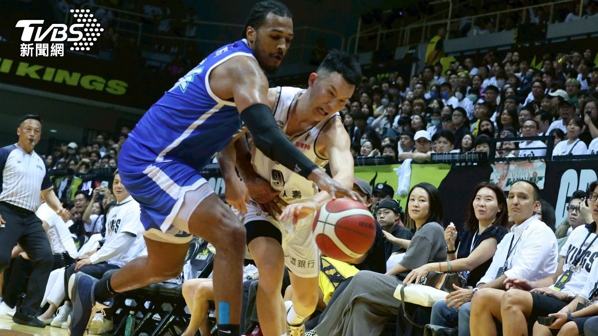 TPBL冠軍賽／林書豪21分8籃板惜犯滿！海神大逆轉國王 1比1追平│TVBS新聞網
