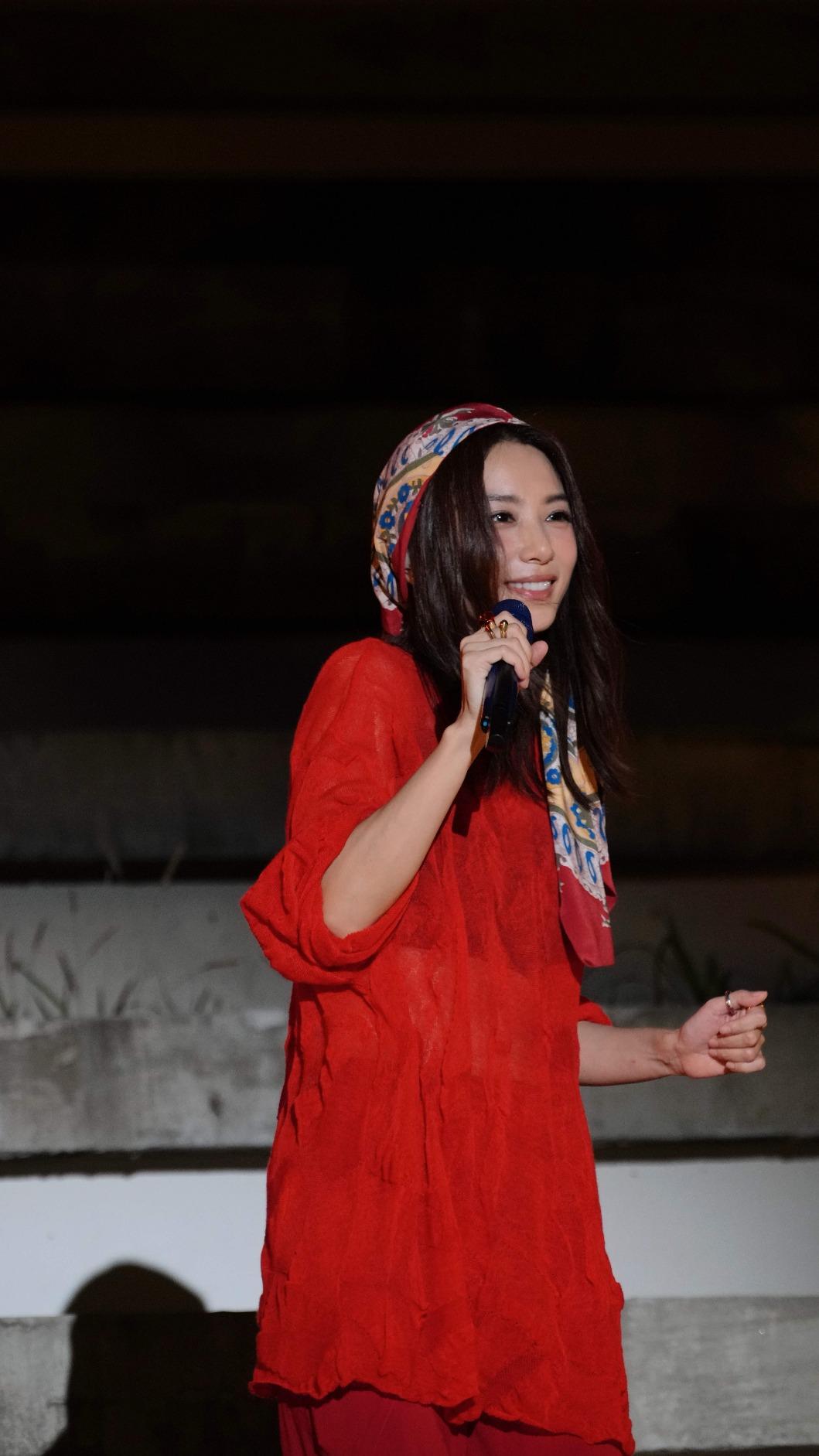 S.H.E高雄合體！田馥甄感性告白 Selina當場淚崩│TVBS新聞網