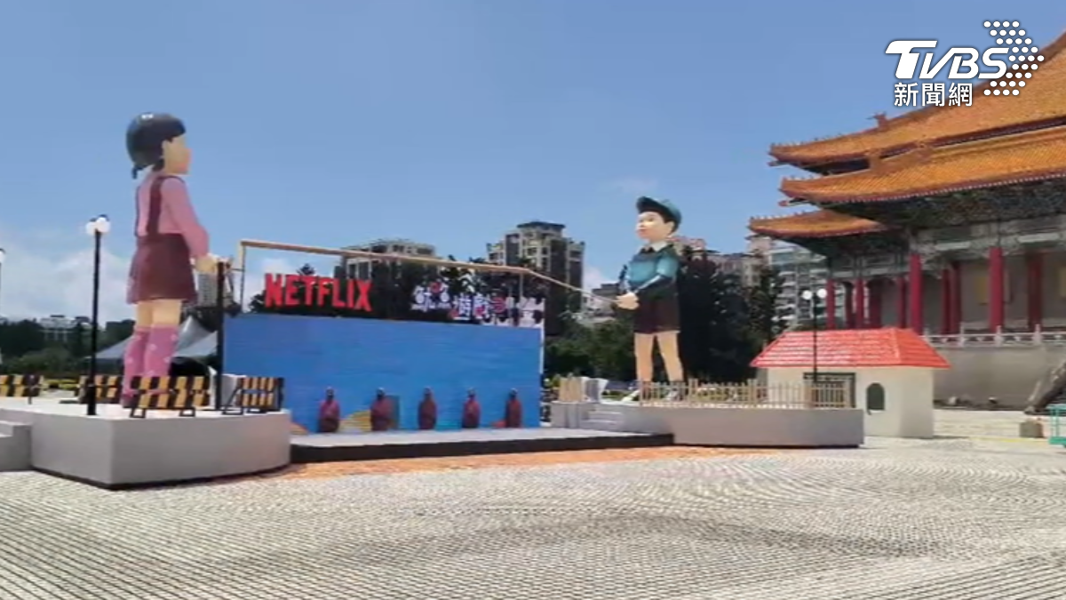 i-dle宋雨琦長髮造型美翻！現身101自稱「台北通」 粉絲擠爆天橋│TVBS新聞網