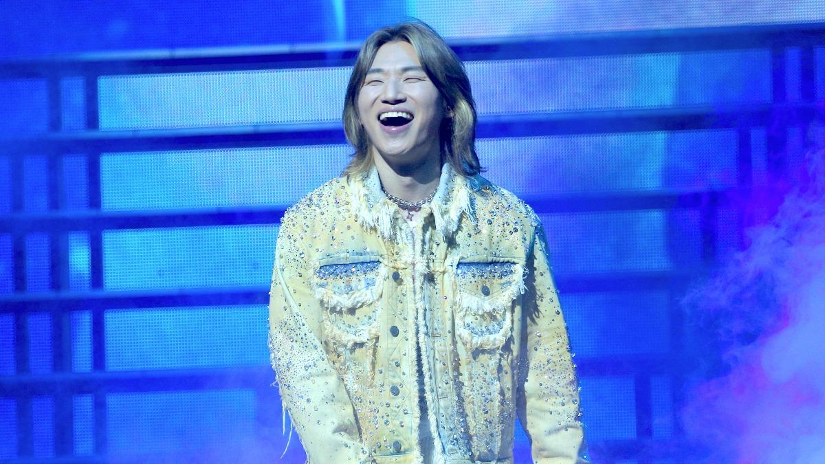 大聲獻唱BIGBANG組曲嗨翻4千VIP 驚喜宣布「9月高雄有活動」│TVBS新聞網