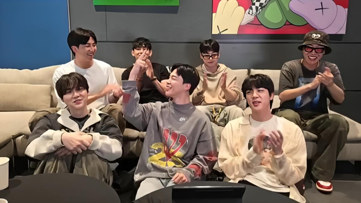 天團回歸！BTS驚喜開直播透露「明年春天」發新輯：將開啟巡演│TVBS新聞網