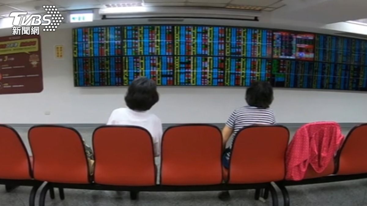 職場媽媽當家！雙薪150萬家庭「三大理財策略」揭秘 專家：這樣存20年就能退休│TVBS新聞網