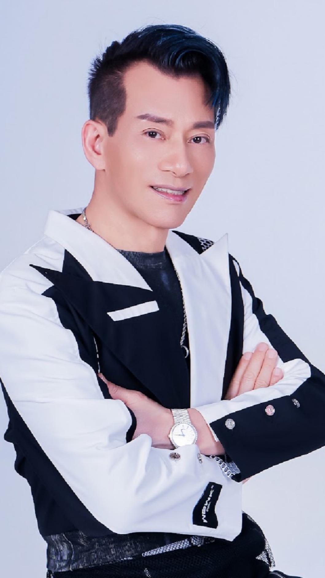 連陳美鳳也說讚！秀場男神竟是億級跑車業務 神秘感情觀全說了│TVBS新聞網