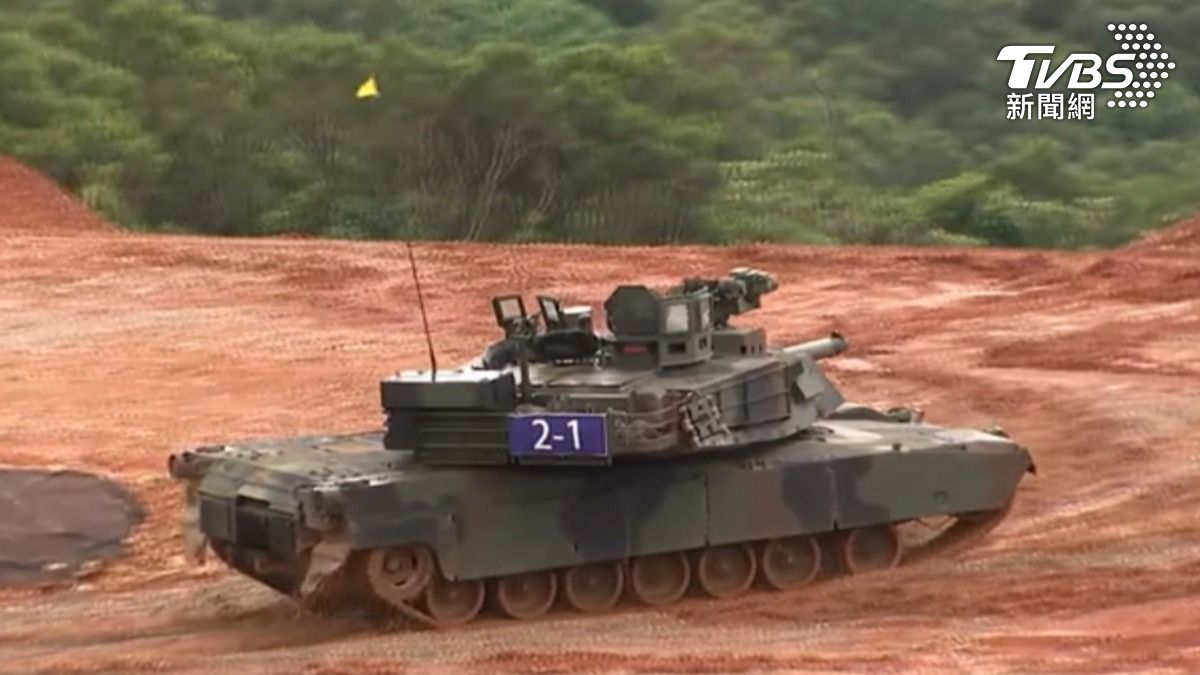 漢光DAY2 陸軍「立即備戰操演」防衛桃機、直擊海巡萬里艦掛雄二飛彈箱│TVBS新聞網