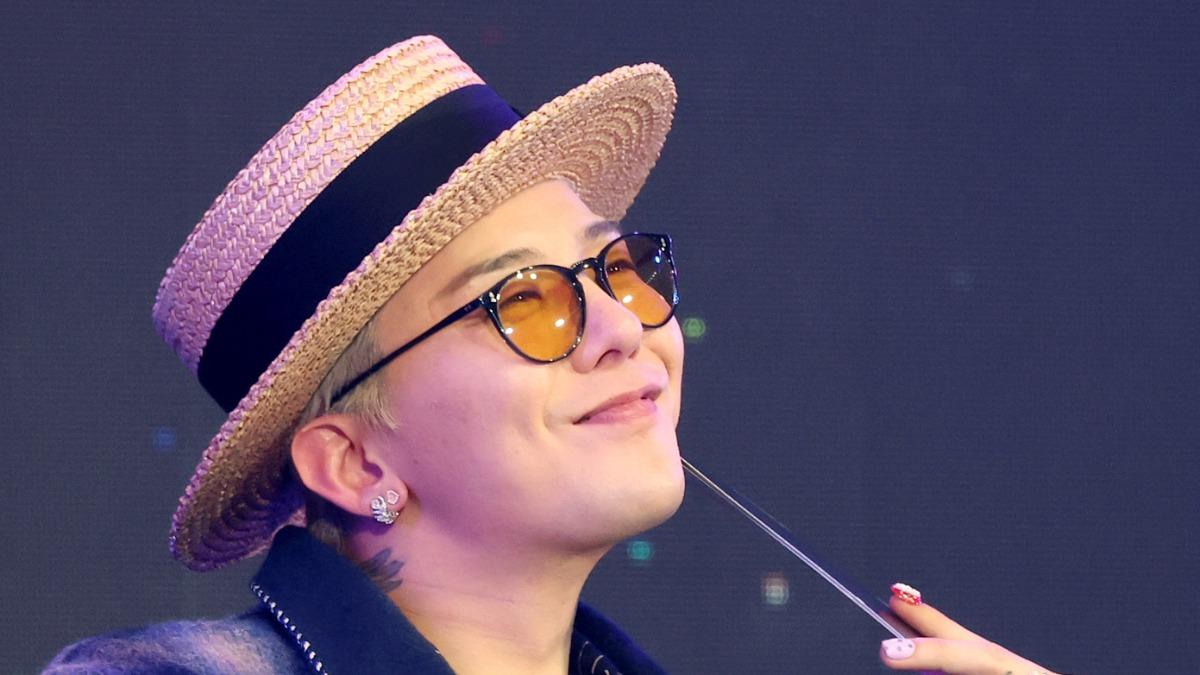 跟YG續約就差簽字！GD換公司「只拿5成簽約金」 4事惹粉絲抗議│TVBS新聞網