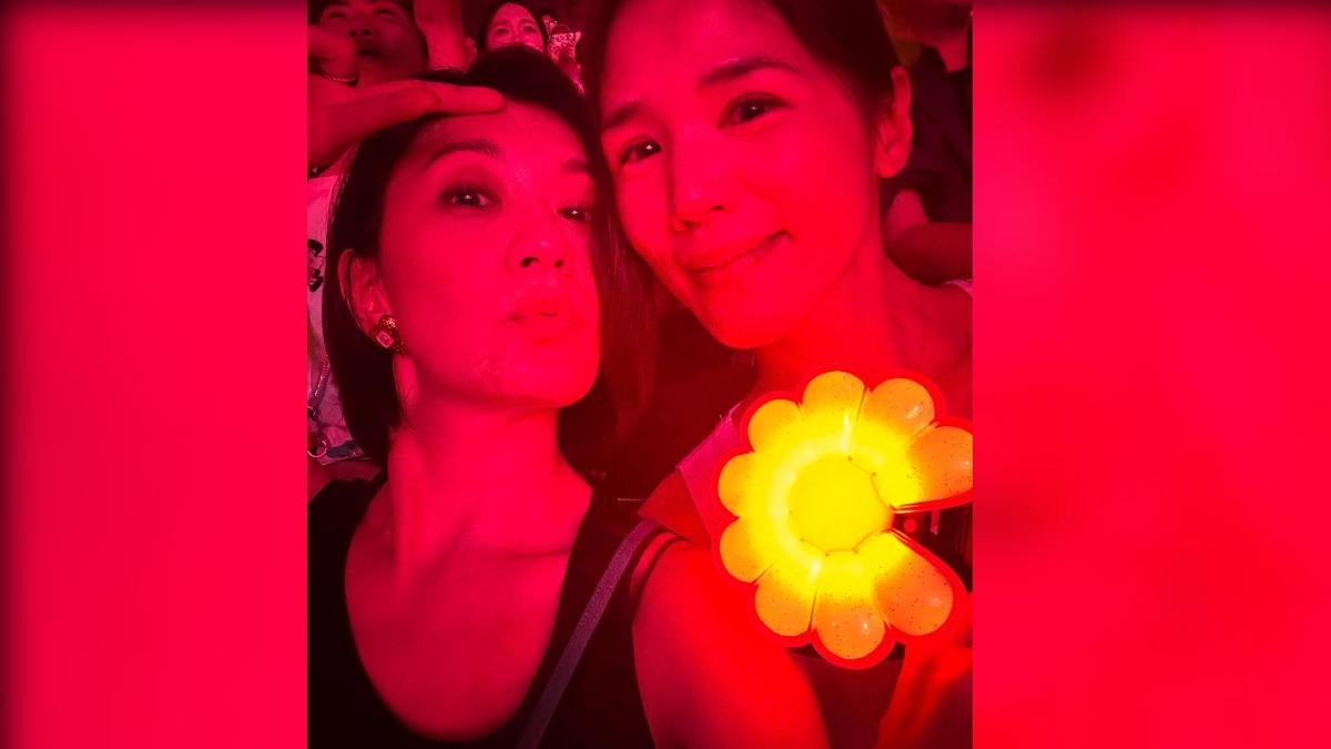 賈靜雯朝聖GD喊出「瞬間圈粉」 4字竟惹怒網友：怎麼敢發出來│TVBS新聞網