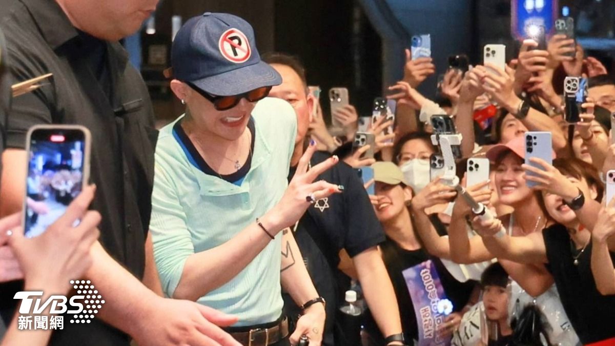 GD海捲2億！金豬食堂慶功 千人癱瘓南京東路大喊：權志龍│TVBS新聞網
