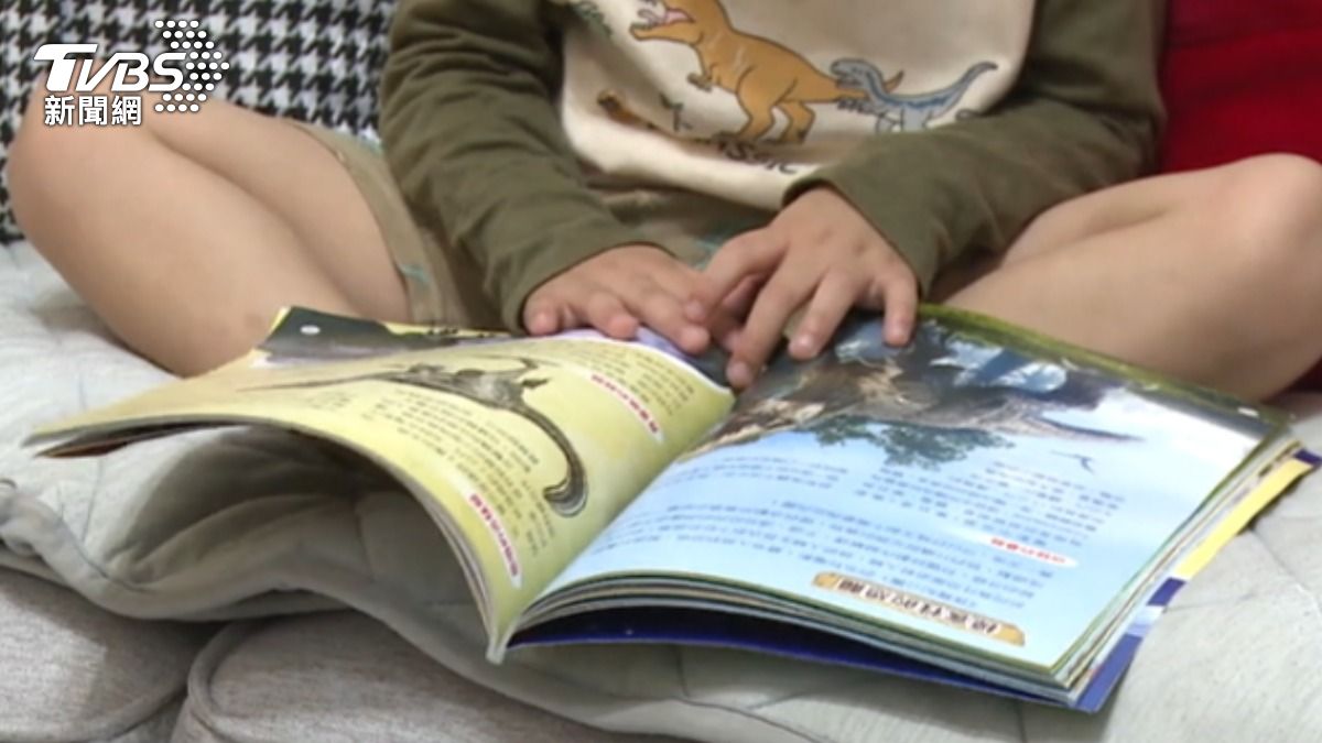 閱讀習慣反向成長！國小低年級生41．8％每天看書 升國中剩12％│TVBS新聞網