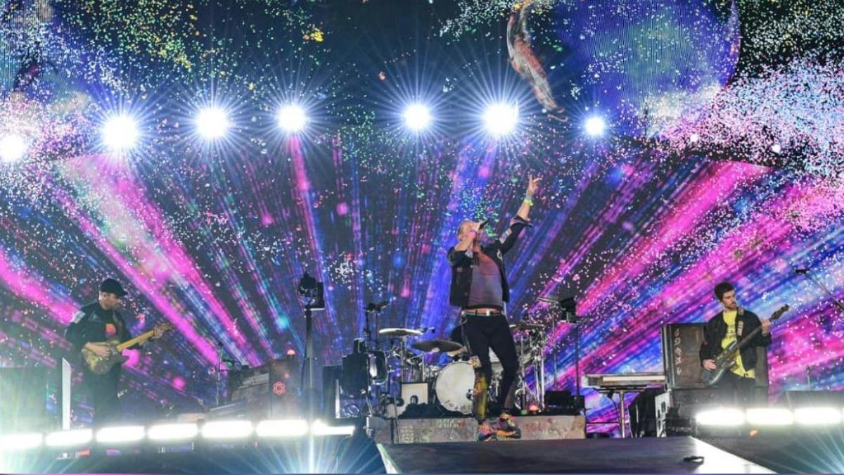Coldplay演唱會竟成抓姦直播現場！300億CEO偷吃HR全程被拍│TVBS新聞網
