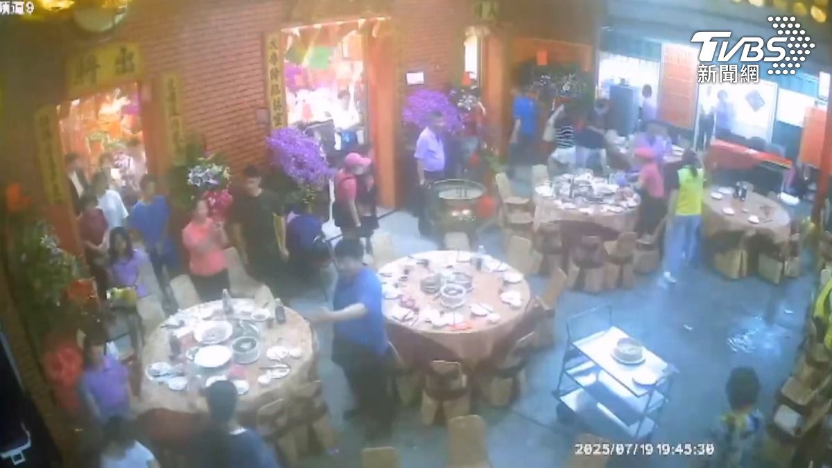 颱風尾發威！400人「吃流水席」 沙灘排球賽風雨大│TVBS新聞網