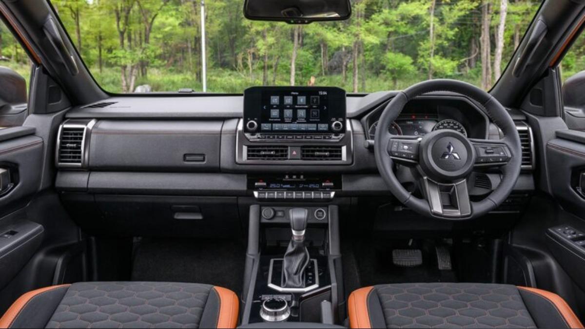 三菱神秘影片藏彩蛋！「Triton、XForce」雙車齊現身 引爆皮卡話題│TVBS新聞網