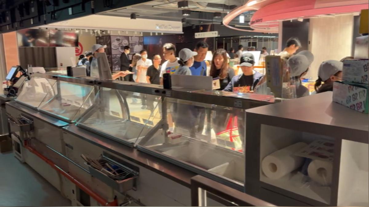 百貨開幕首日！ B1、B2部分區跳電 20分內解決│TVBS新聞網