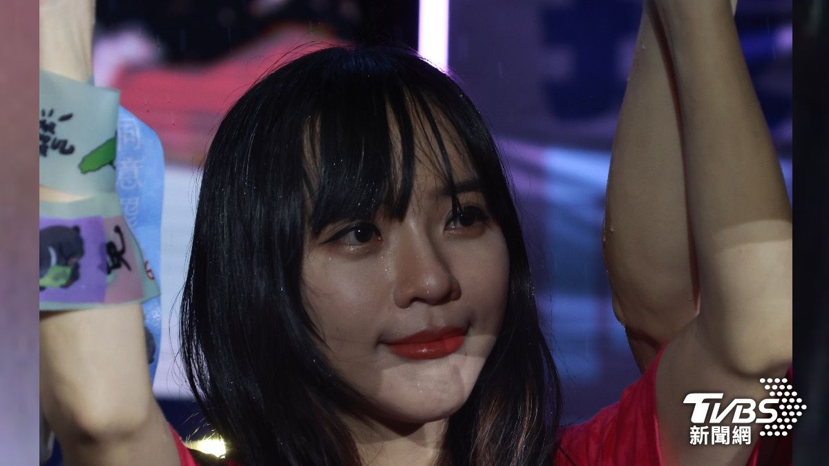 坦言民進黨不夠好！ 吳思瑤哭了：不會忘記大家為民主聖戰流下的淚水│TVBS新聞網