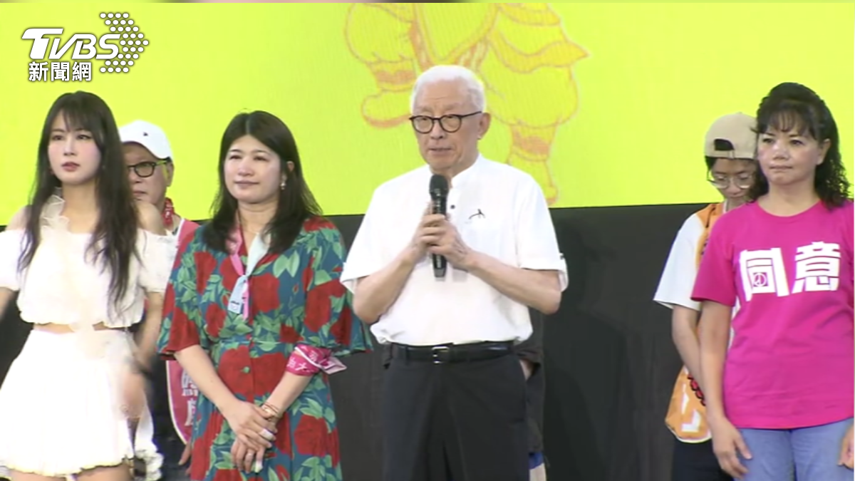 726罷免「全軍覆沒」！ 曹興誠提前現身晚會：中共滲透超出想像│TVBS新聞網