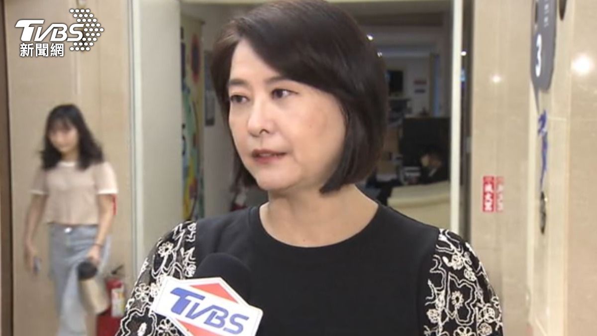 「普發1萬」卓揆不覆議要釋憲 眾委：跟人民對幹│TVBS新聞網