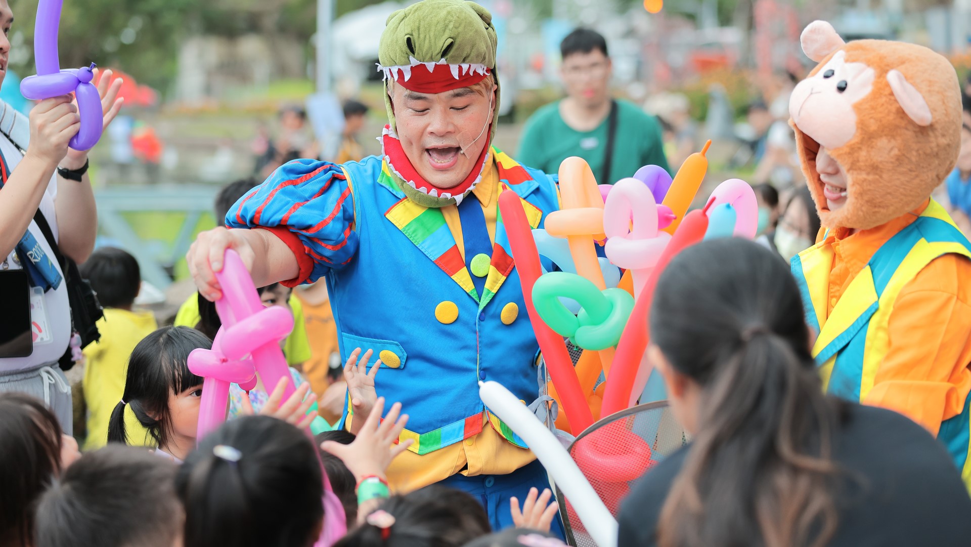 「2025花蓮FUN暑假」進入倒數！水上活動人氣爆棚「星空煙火秀」壓軸登場！│TVBS新聞網