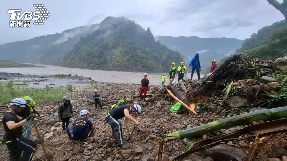 南橫墜谷搜救難度高！17歲少女先被尋獲 弟狂打電話成關鍵│TVBS新聞網