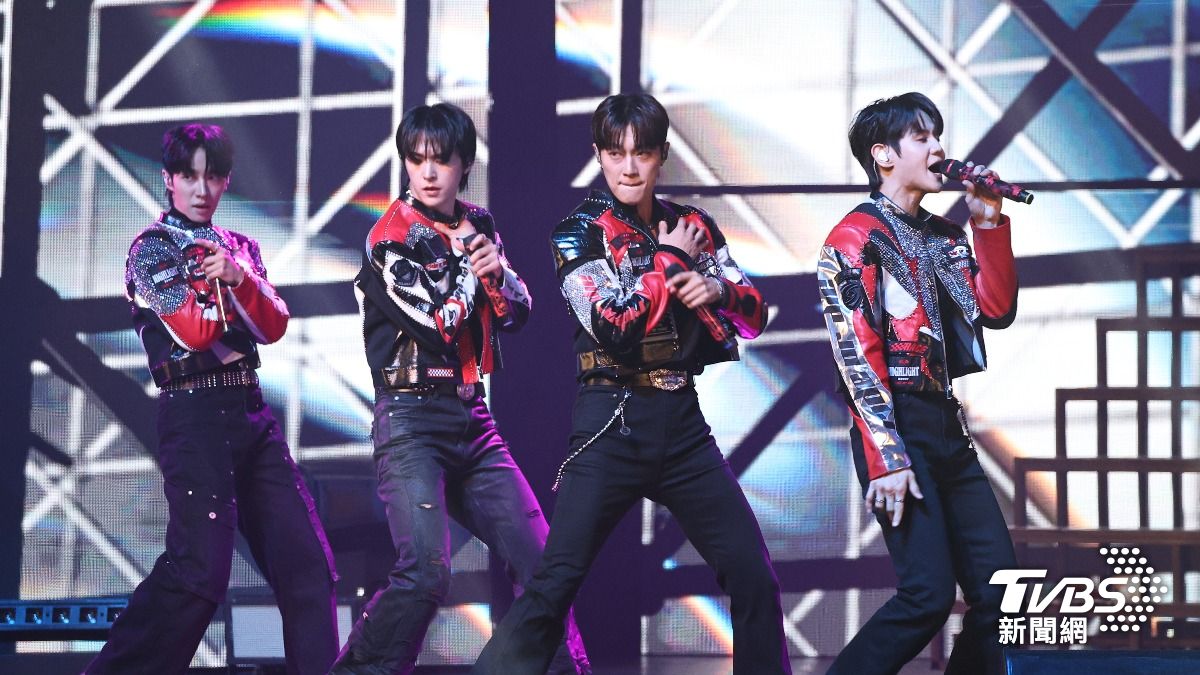 直擊／HIGHLIGHT東雲跟台粉「逛」101 斗俊驚問吹哨人去哪了│TVBS新聞網