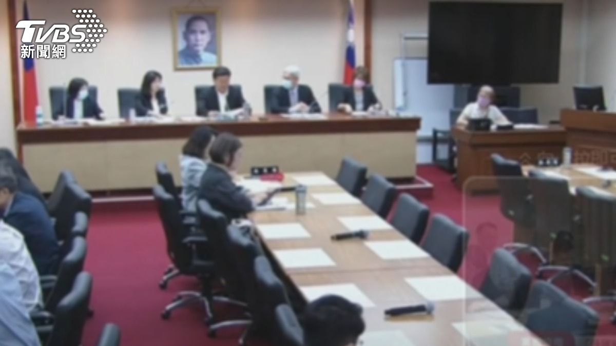 台中F3團員＋2 「中投五月天」挺游顥反罷免│TVBS新聞網