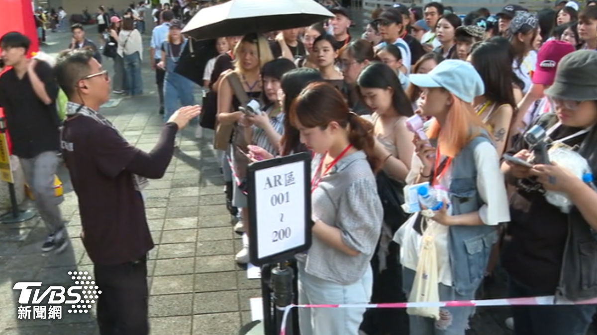 台中首拼盤開唱！KPM吸萬名粉到場「聽漏音」台中歌迷：省車錢│TVBS新聞網