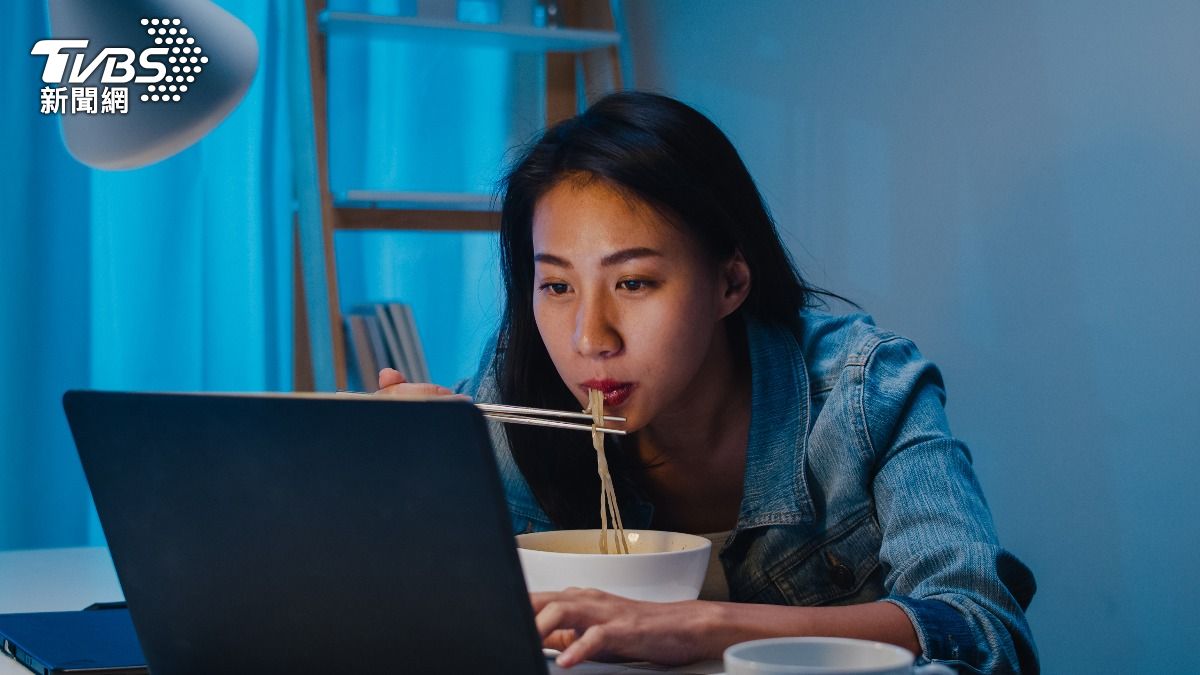 WFH新常態！遠距工作者壓力大增 專家授「3招」抗焦慮防過勞│TVBS新聞網