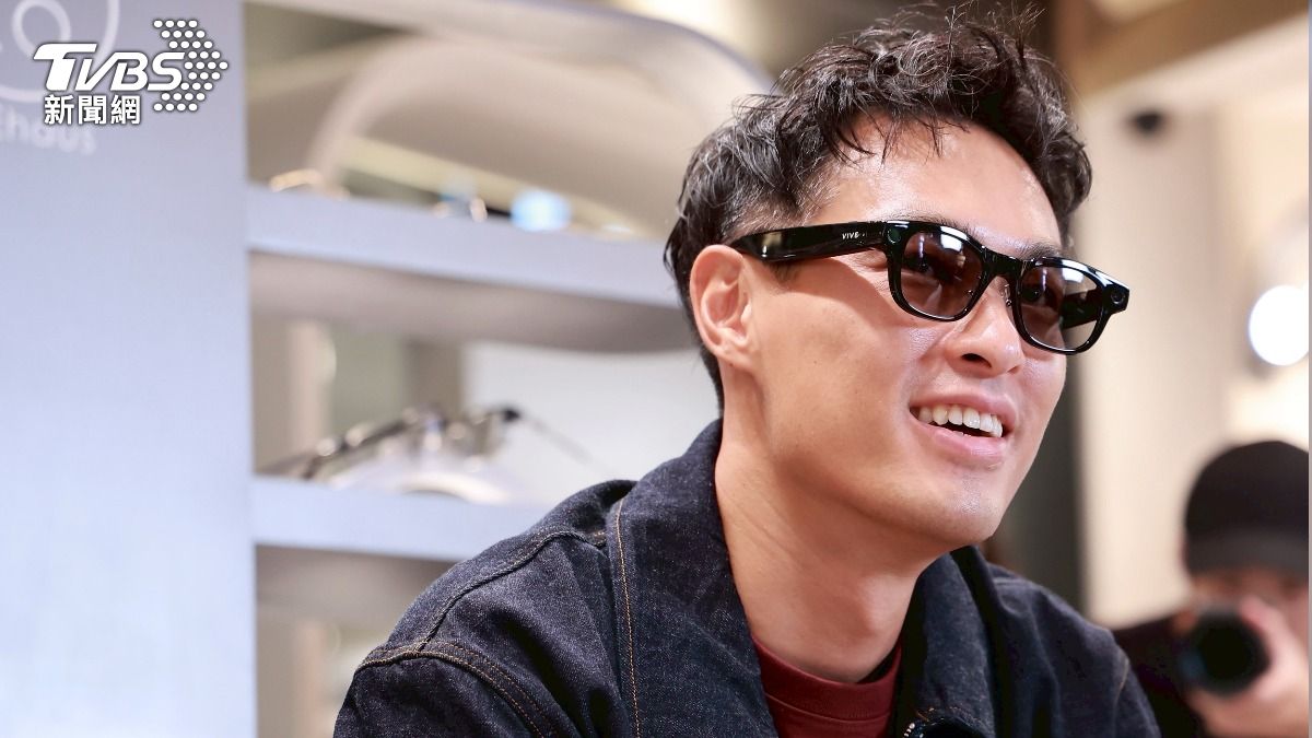 HTC新AI眼鏡今開放預購！1.5萬入手 9月1日正式開賣│TVBS新聞網