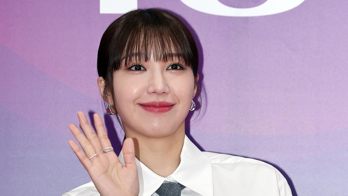 Apink鄭恩地登臺北大巨蛋！ 9/27為台鋼雄鷹首獻「心動開唱」│TVBS新聞網