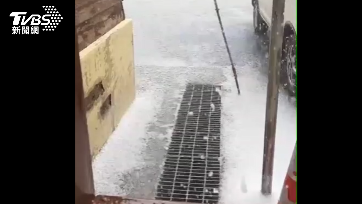 午後天氣變臉！台中石岡下2cm冰雹 合歡山降「小白球」│TVBS新聞網