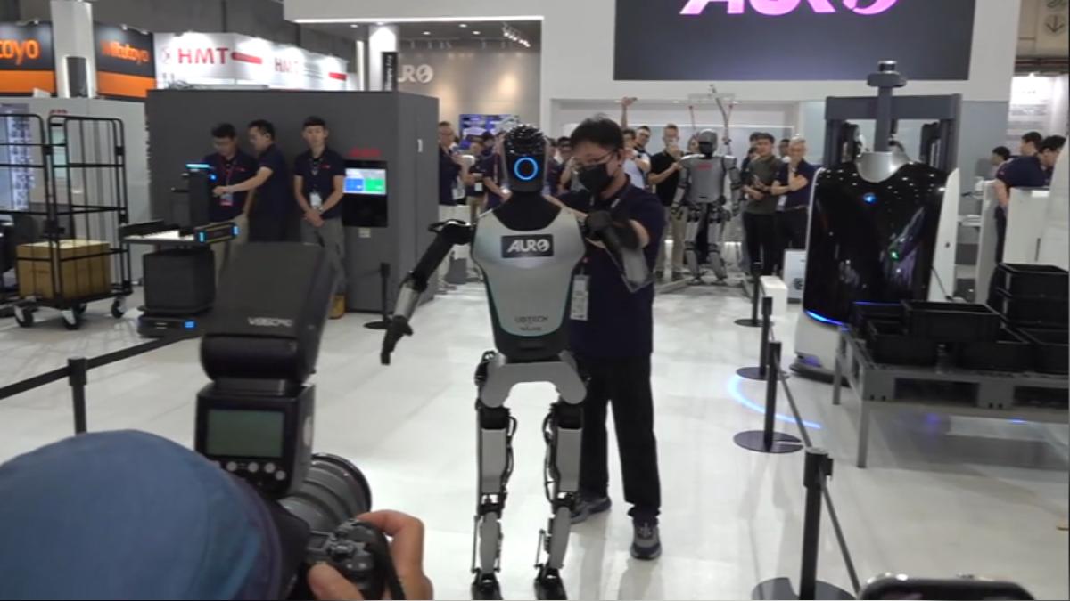 人形機器人拚場！ 台廠「聽懂人話PK會導覽＋馬拉松」│TVBS新聞網