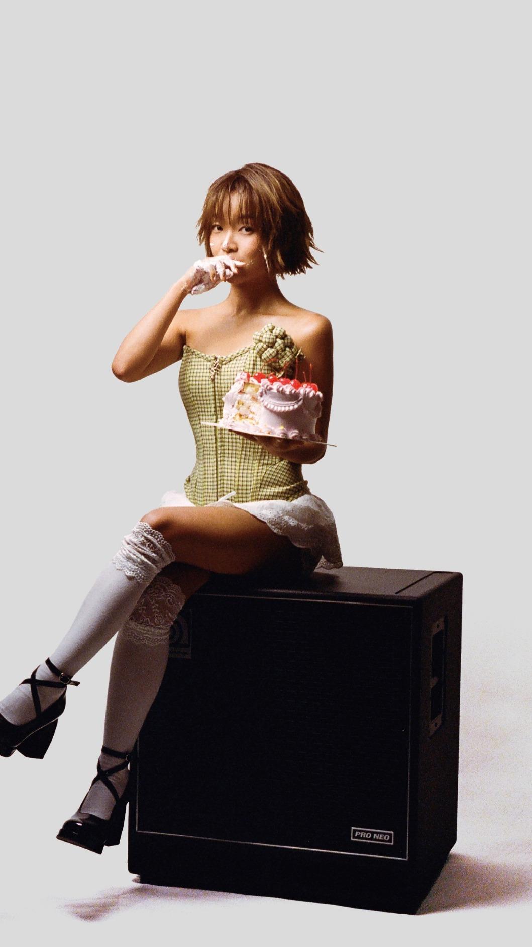 被陳奕迅主動追IG！25歲女星脫了辣穿比基尼 黝黑身材全看光│TVBS新聞網