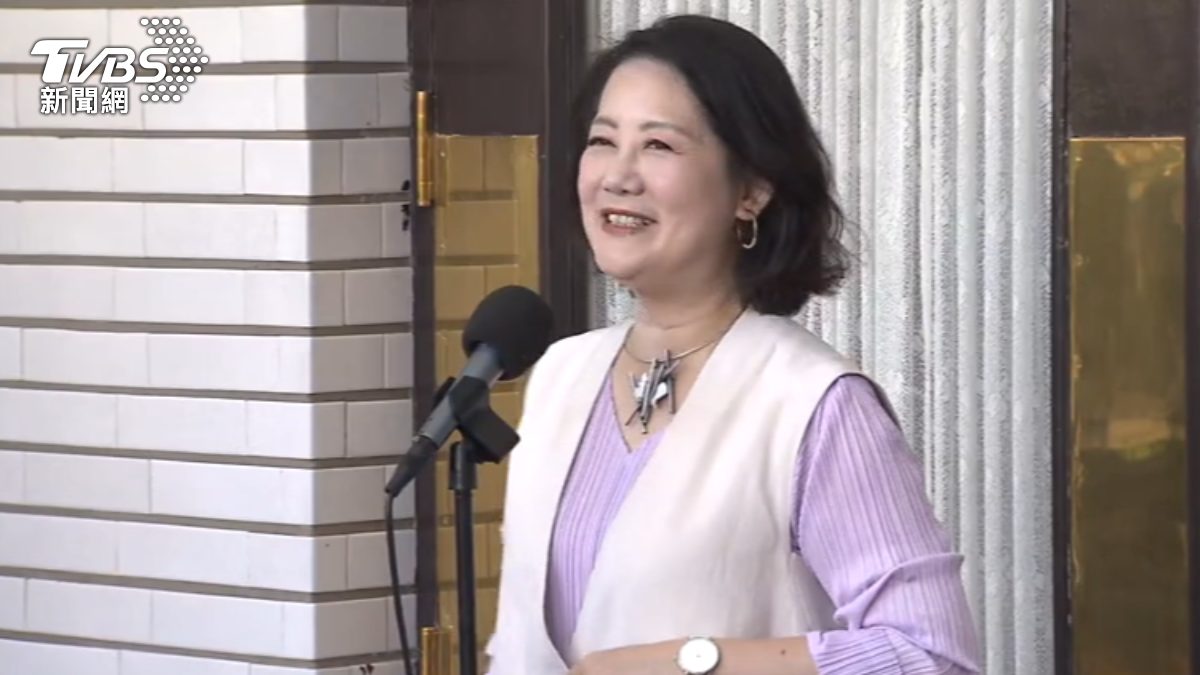 送暖？柯建銘傳遭逼宮辭總召 徐巧芯：留下來 │TVBS新聞網