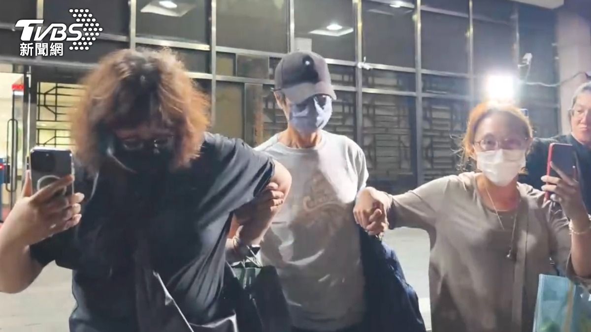 師大女足抽血案 周台英涉詐欺70萬交保 親友強勢護送反蒐證│TVBS新聞網