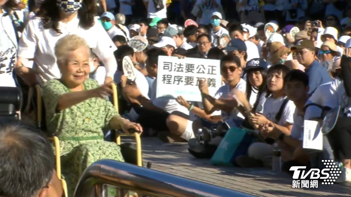 柯文哲遭羈押近一年 民眾黨發起走讀喊「找回司法正義」│TVBS新聞網