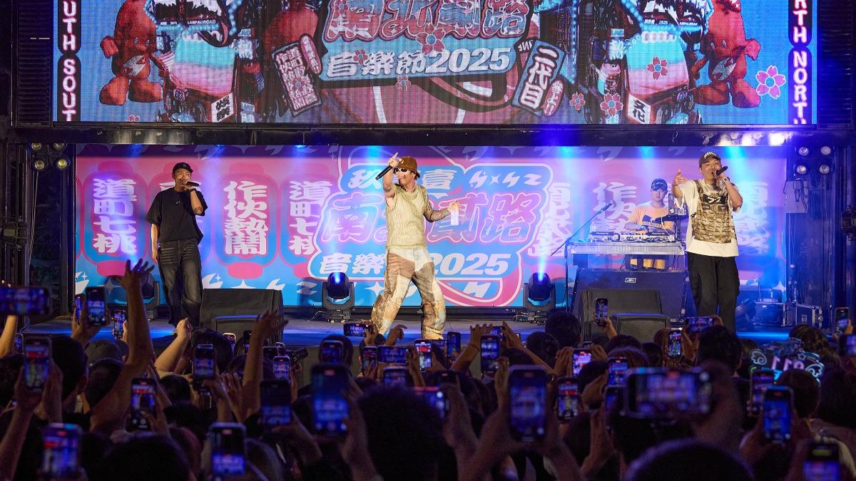 玖壹壹歡慶成軍「竟撞Lulu、陳漢典喜訊」 飆破億神曲送祝福│TVBS新聞網