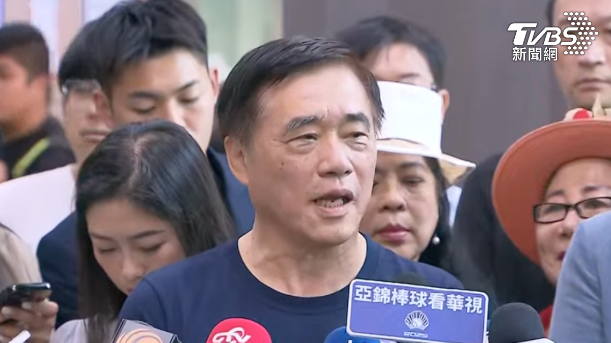 張亞中下辯論戰帖 趙少康拒絕 怒轟夠了│TVBS新聞網