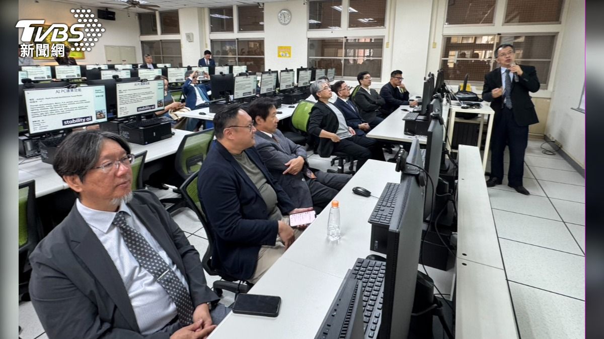 東海七十週年啟用全國最節能AI PC教室 校友產業攜手推動數位教育│TVBS新聞網