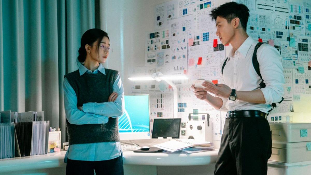 白敬亭「奶狗臉、猛男身」帥出新高度 《不眠日》造型根本西裝暴徒│TVBS新聞網