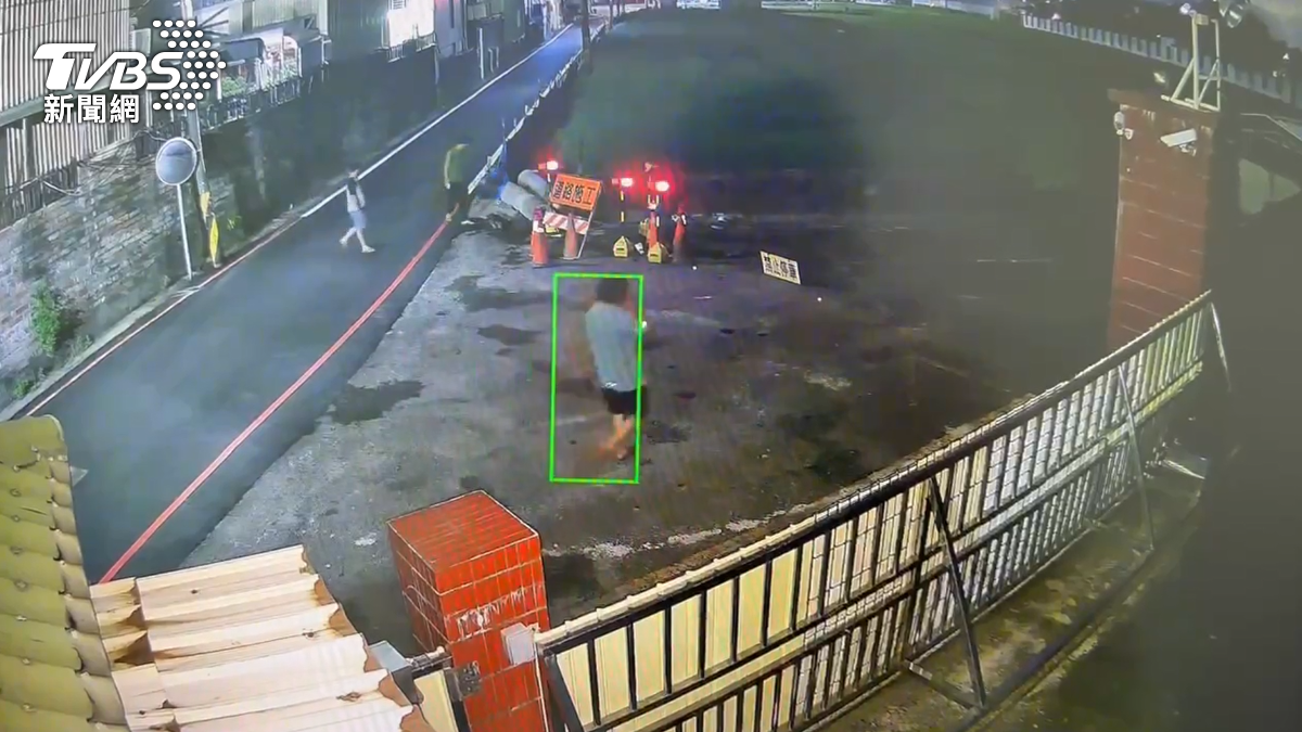 網友揚言炸20校「嗆殺舔共白藍狗」 白狼、鄭麗文名列黑名單│TVBS新聞網