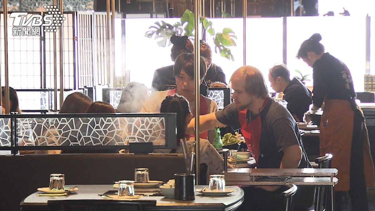 職涯跳槽攻略！專家提醒「做滿1年」履歷更好看 │TVBS新聞網