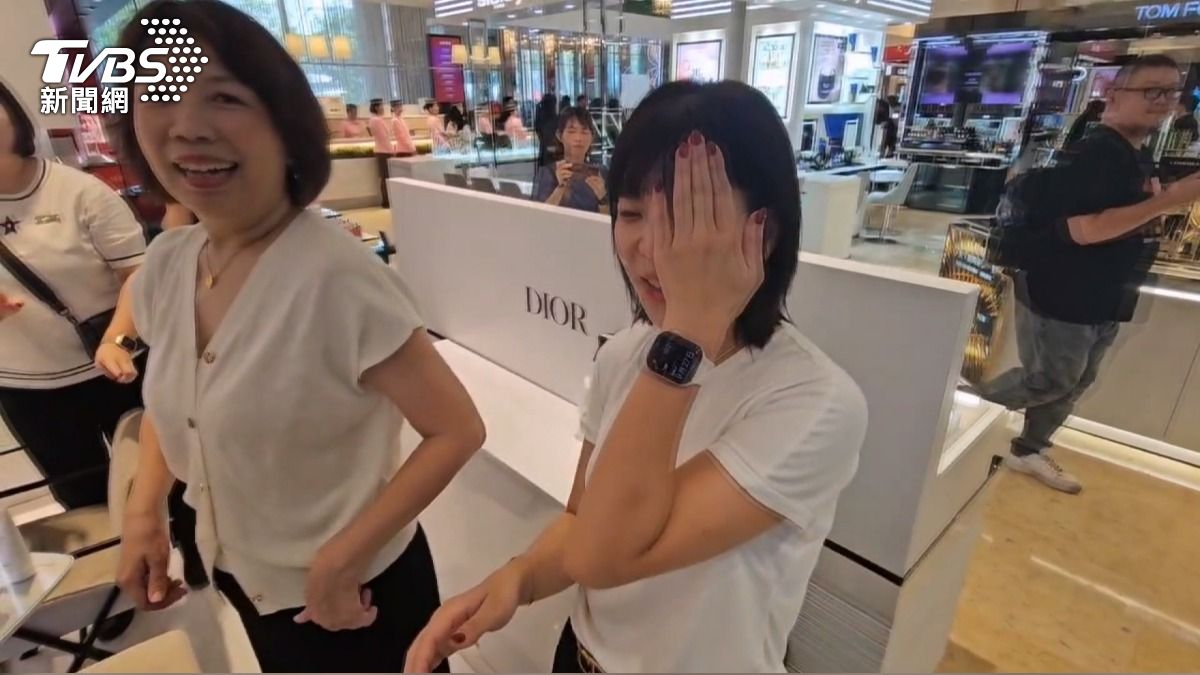 台中新光三越重新開幕！226天後「店王」榮耀回歸 民眾清晨4點半排隊等待│TVBS新聞網