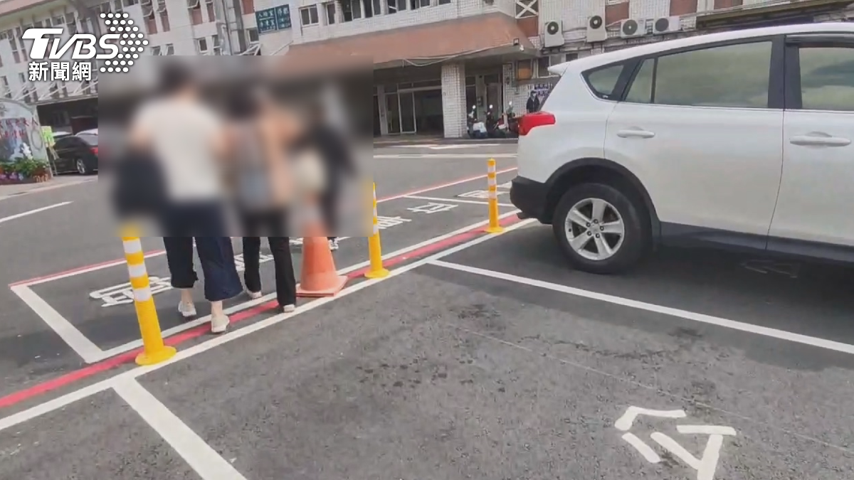 建設公司父女同車亡！ 女兒接棒推案不順？ 鄰居：疑財務狀況│TVBS新聞網