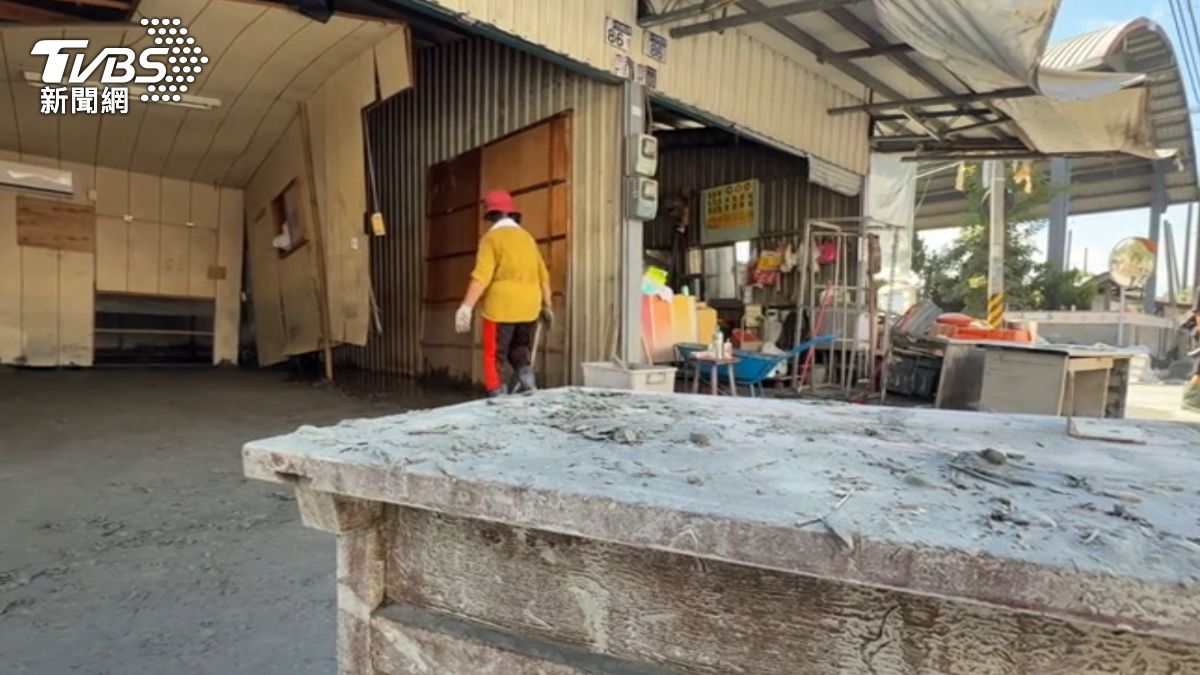 超商、郵局ATM毀 災民：盼帳單繳費能延期│TVBS新聞網