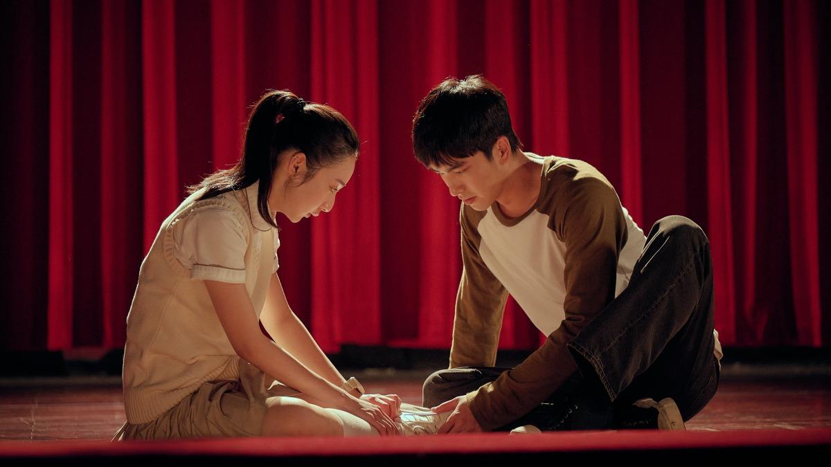 《想見你》團隊最新力作！曾敬驊首搭李沐 化身「暴雨殺人魔」│TVBS新聞網