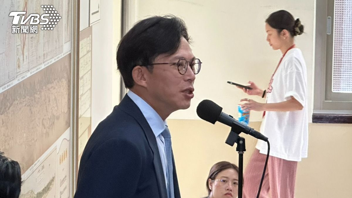 合作《菱傳媒》爆顏家105號碼頭 黃國昌認了：就是我們調查│TVBS新聞網