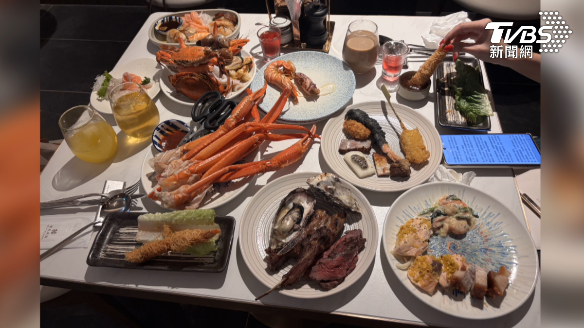 另類逐客令？「最難訂Buffet」用餐結束…全場燈光調暗│TVBS新聞網